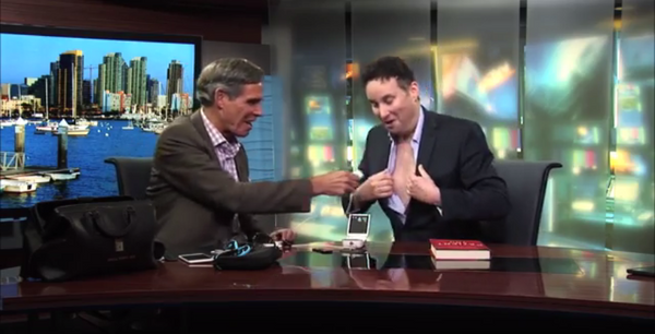 Dr. Eric Topol Performs Handheld Echocardiogram - Dr. Steven